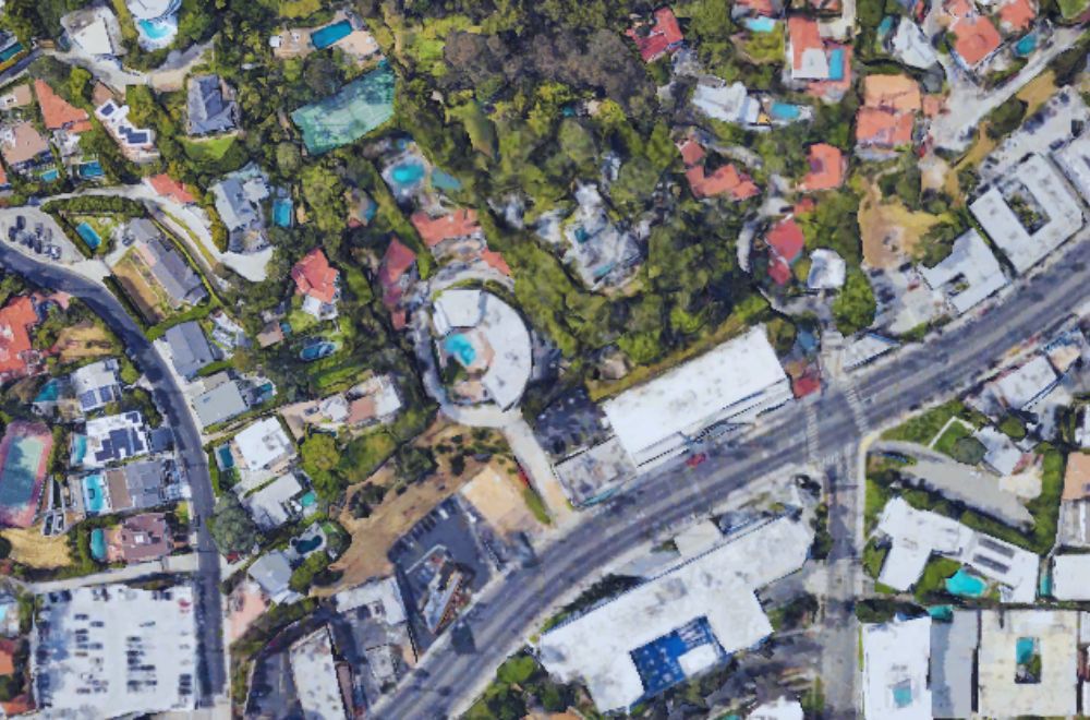 Discover Johnny Depp's Splendid Los Angeles Mansion - Home Creatives