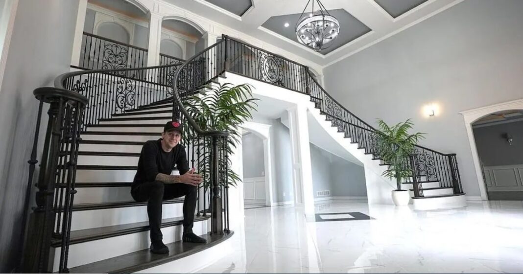 Roman Atwood House: The Ohio Home!