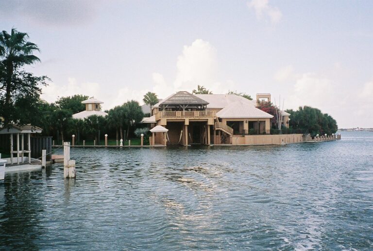 George Strait Rockport House: Specs Briefly Explained!