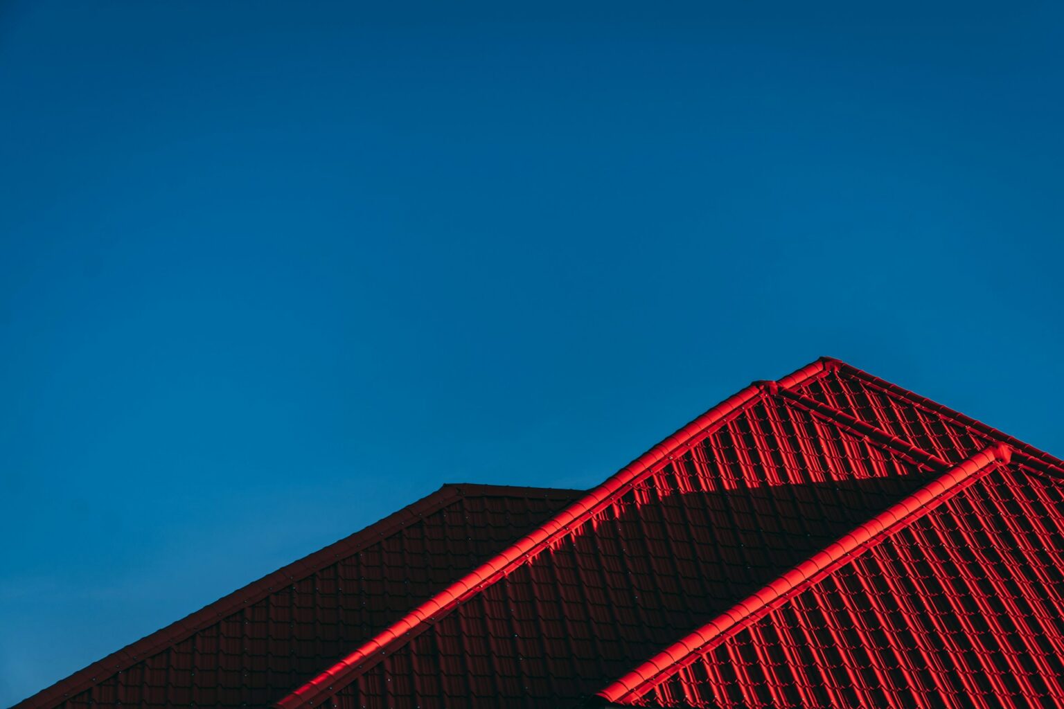 Roofing Trends: 10 Modern Roofing Styles and Designs for Contemporary Homes
